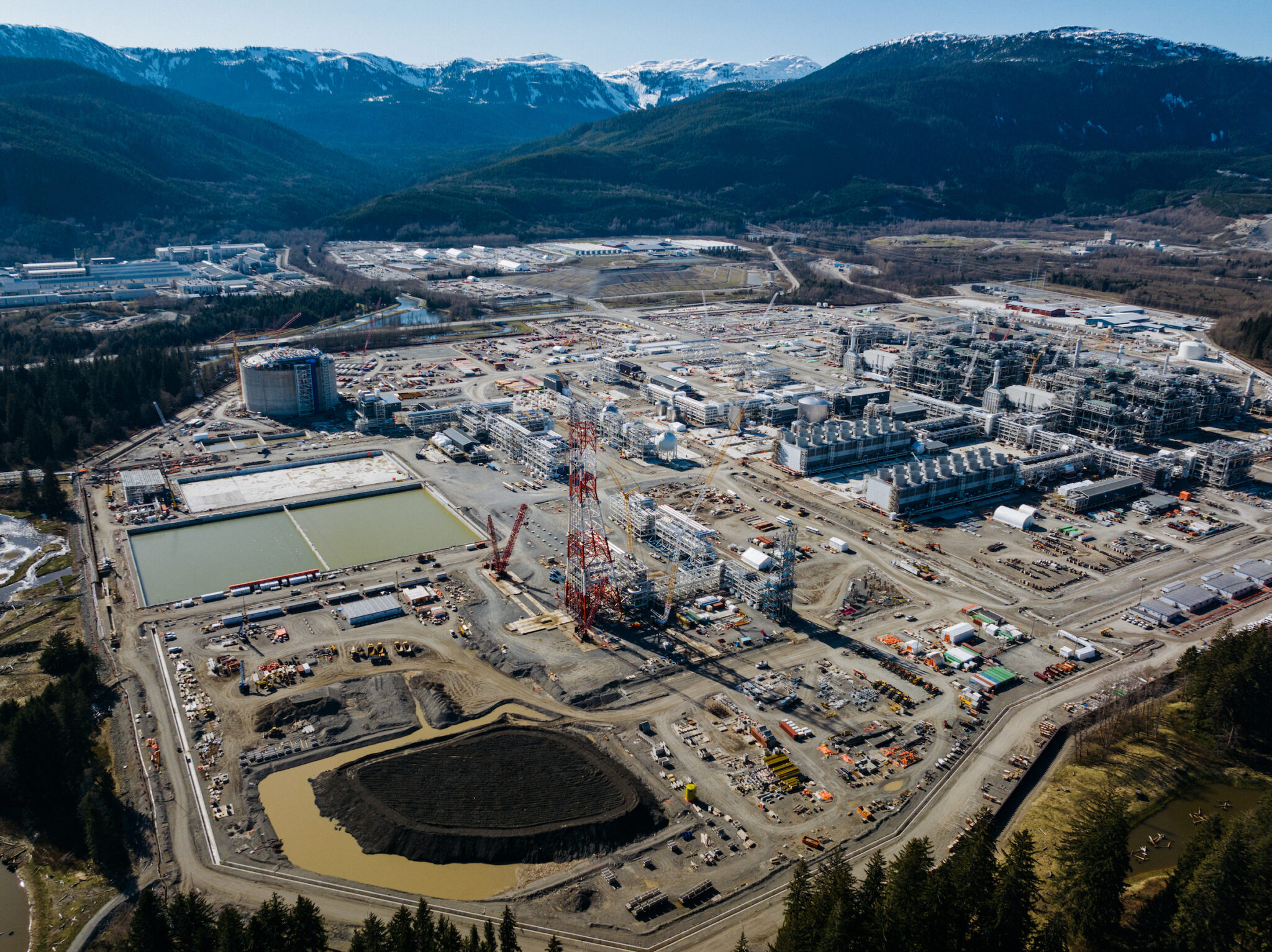 The secretive, foreign-owned LNG export project in Quebec, explained ...
