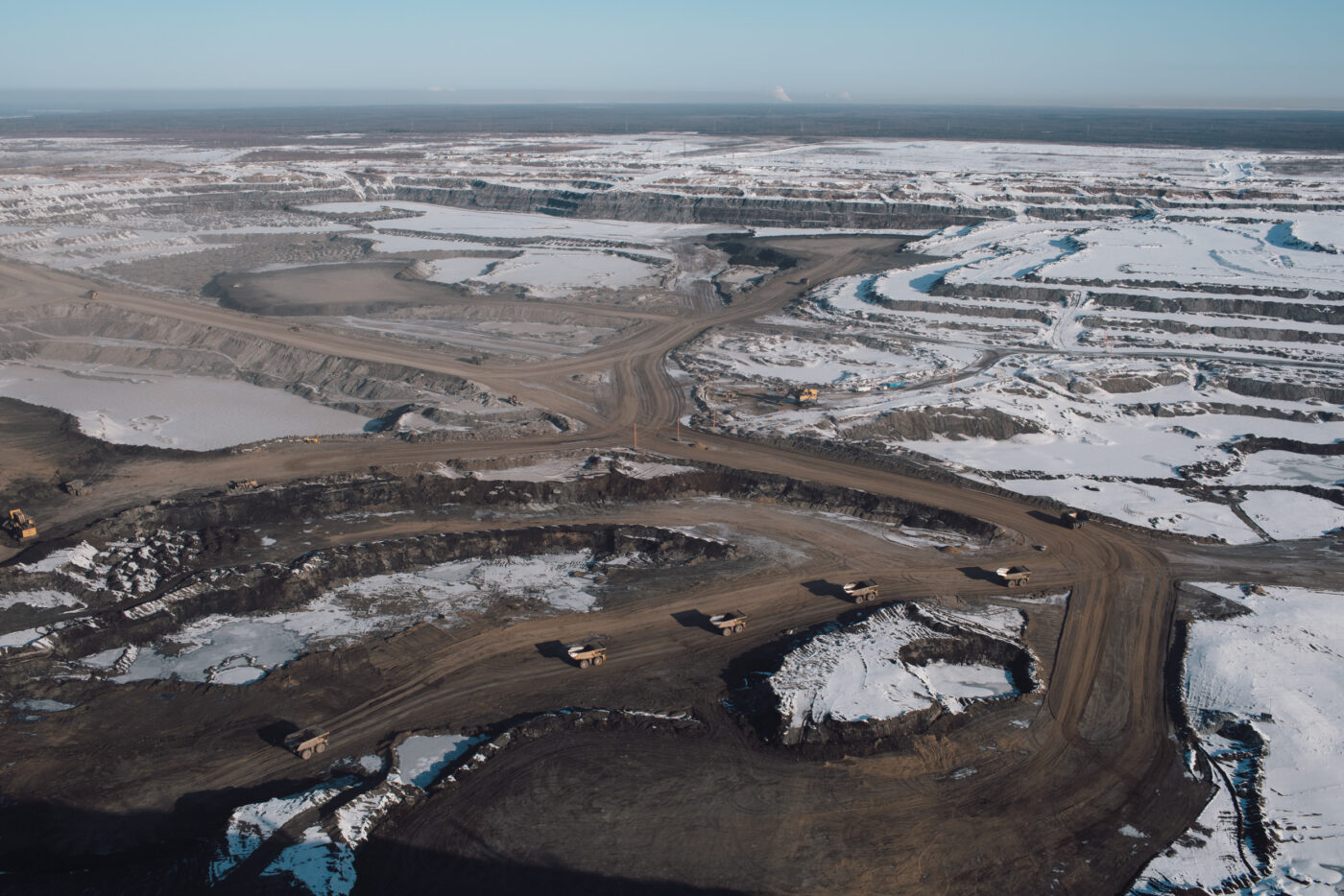 A dizzying bird’s-eye view of Alberta’s oilsands | The Narwhal
