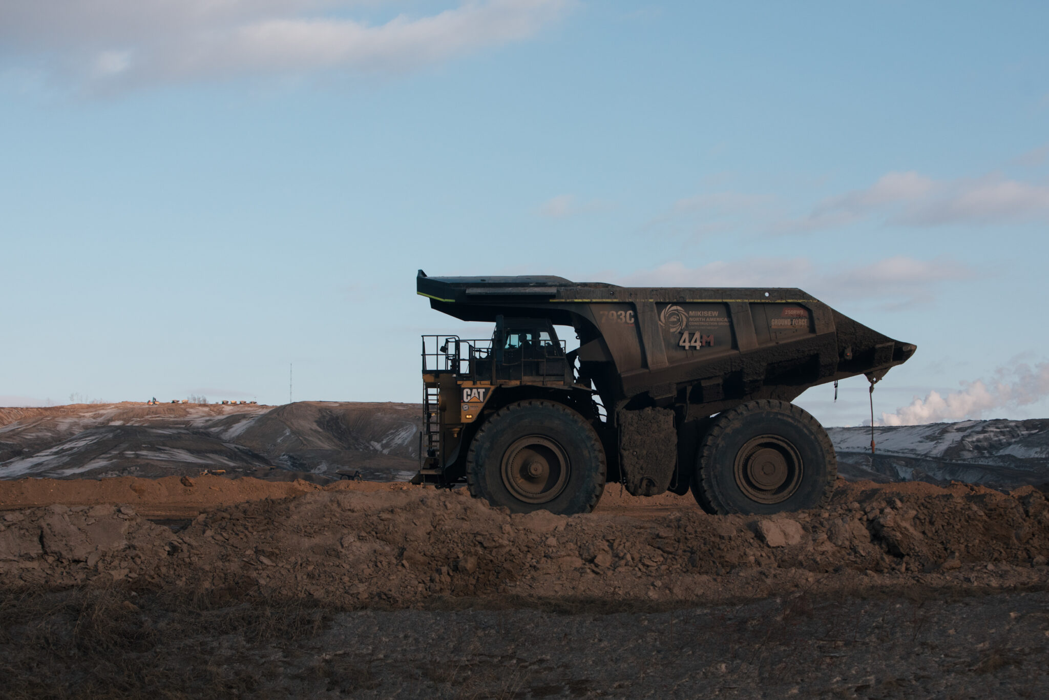 A dizzying bird’s-eye view of Alberta’s oilsands | The Narwhal