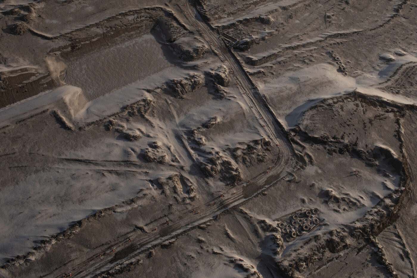 A dizzying bird’s-eye view of Alberta’s oilsands | The Narwhal