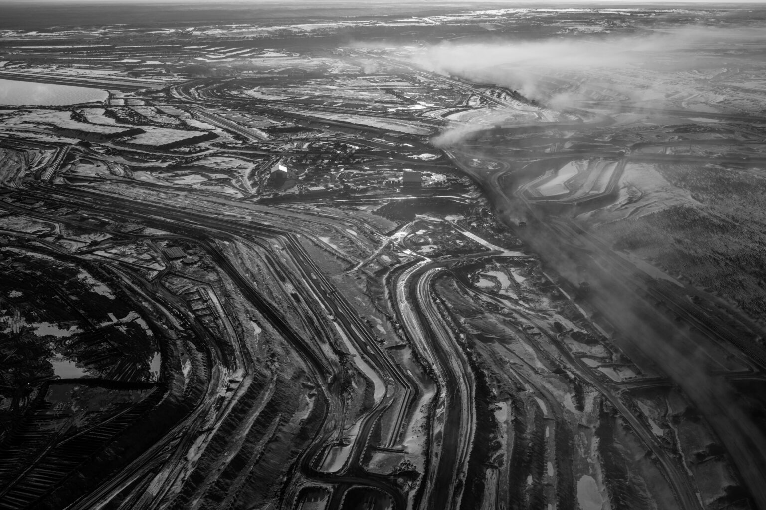 A dizzying bird’s-eye view of Alberta’s oilsands | The Narwhal