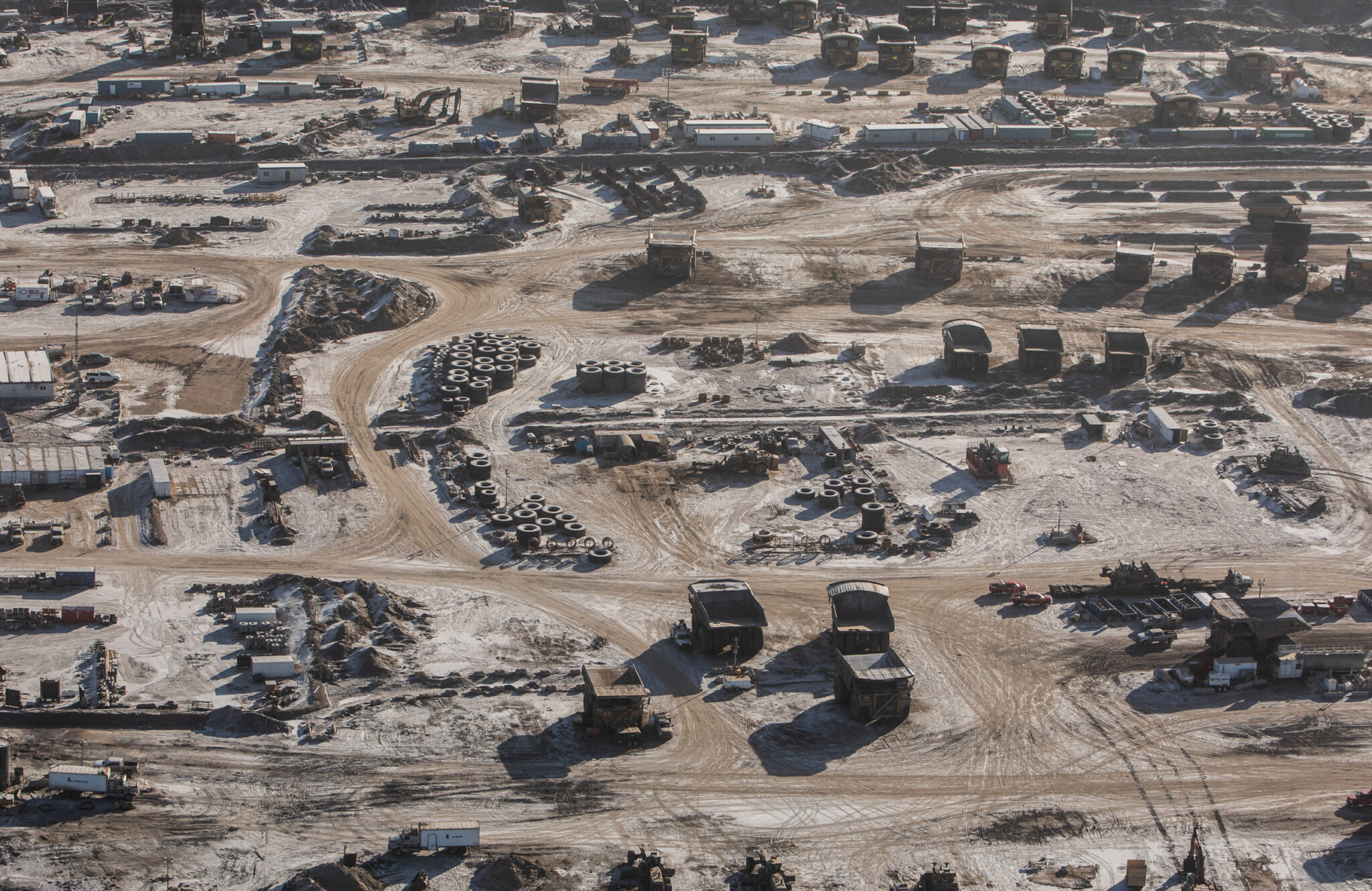 A dizzying bird’s-eye view of Alberta’s oilsands | The Narwhal