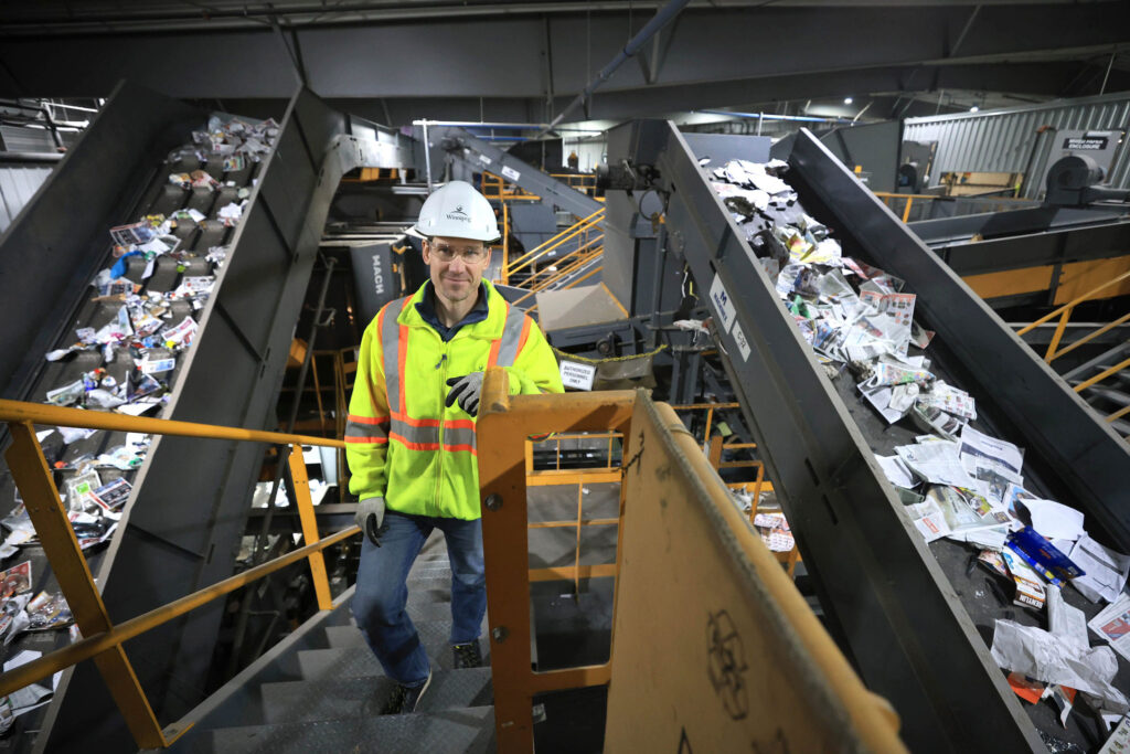 What’s actually recycled through Winnipeg’s blue bin program? | The Narwhal